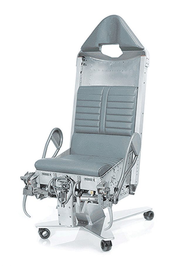 High-flying office chair – The Octane Lounge
